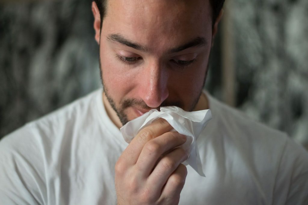 Cold vs Flu: What's the Difference? - Oxford Urgent Care Cold vs Flu ...
